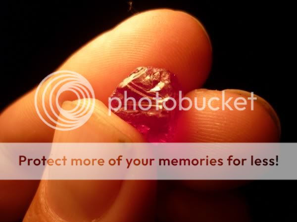 Ruby - natural or synthetic - GemologyOnline.com